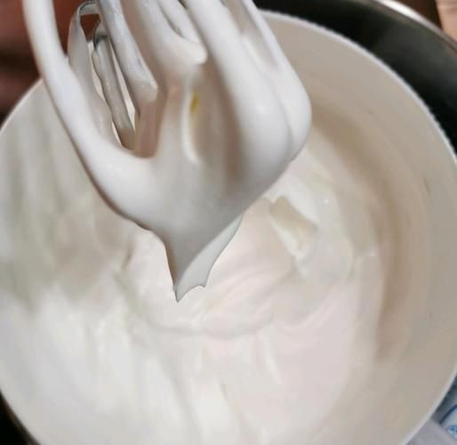 雀巢淡奶油打发成豆腐渣怎么办_还能补救吗-第1张图片-山城妙识