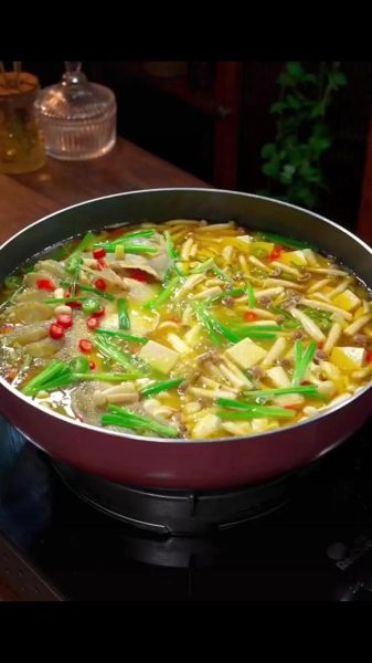 酸汤鲈鱼怎么做_酸汤鲈鱼热量高吗-第2张图片-山城妙识