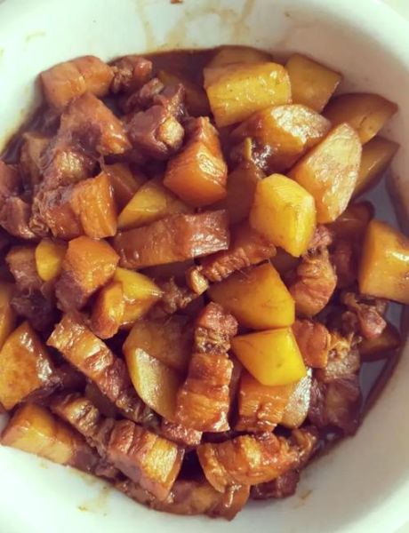 土豆红烧肉怎么做_红烧肉土豆先放哪个-第2张图片-山城妙识 土豆红烧肉怎么做_红烧肉土豆先放哪个-第2张图片-山城妙识