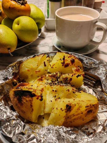 烤箱烤土豆为什么烤不熟_烤土豆不熟的真正原因-第1张图片-山城妙识 烤箱烤土豆为什么烤不熟_烤土豆不熟的真正原因-第1张图片-山城妙识