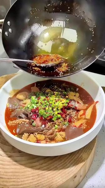 毛血旺怎么做最正宗_正宗毛血旺做法步骤-第1张图片-山城妙识