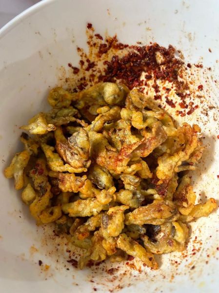 椒盐蘑菇怎么做_饭店版酥脆秘诀-第3张图片-山城妙识