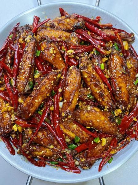 怎样卤鸡翅又香又好吃_卤鸡翅用什么香料最入味-第2张图片-山城妙识 怎样卤鸡翅又香又好吃_卤鸡翅用什么香料最入味-第2张图片-山城妙识