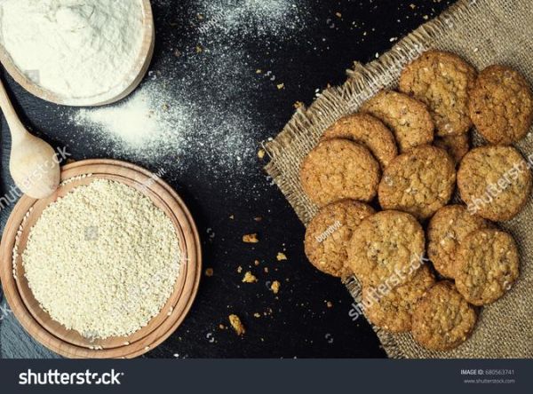 how_to_spell_cookie_correctly_is_it_cookies_or_biscuit-第2张图片-山城妙识