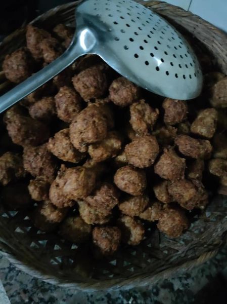 油炸肉圆子怎么做好吃_油炸肉圆子酥脆秘诀-第2张图片-山城妙识