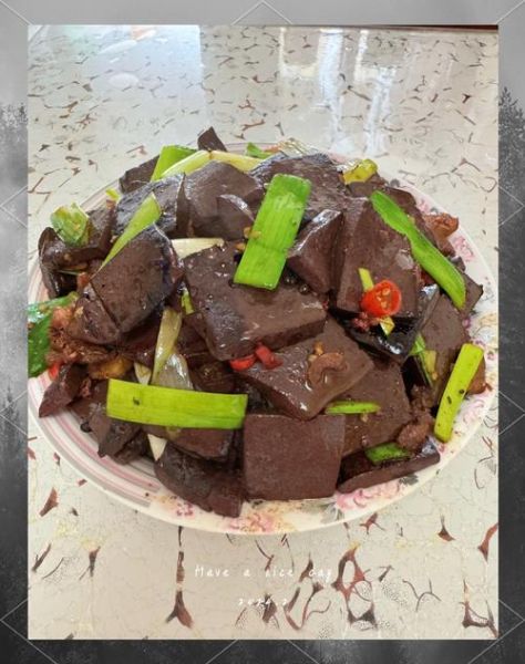 炒猪血怎么炒好吃_炒猪血的家常做法-第3张图片-山城妙识