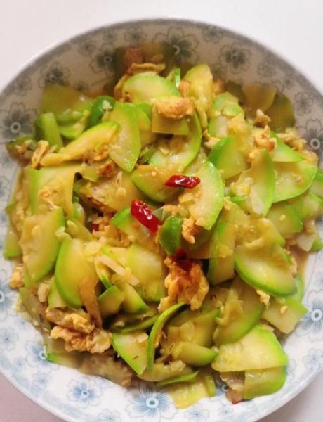 葫芦瓜炒鸡蛋怎么做_葫芦瓜炒鸡蛋的营养价值-第3张图片-山城妙识