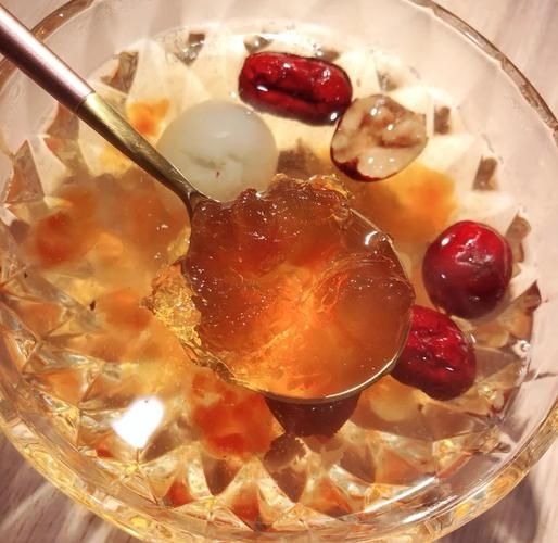 桃胶最简单的做法大全_桃胶怎么煮才软糯-第1张图片-山城妙识 桃胶最简单的做法大全_桃胶怎么煮才软糯-第1张图片-山城妙识