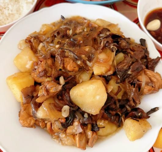 蘑菇炖鸡最忌放三样_哪三样不能放-第2张图片-山城妙识