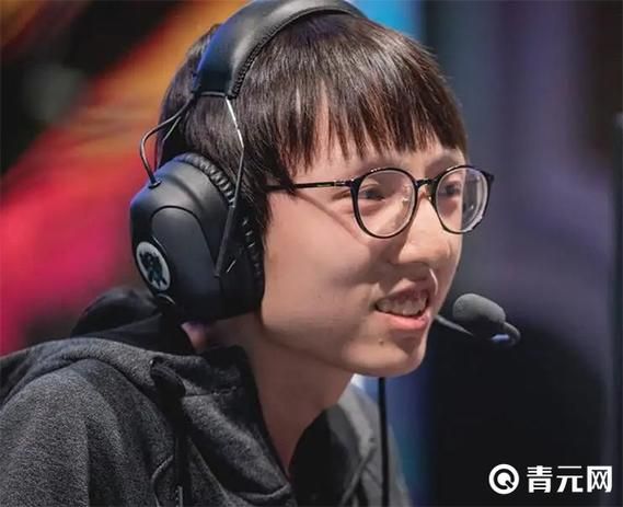 刘世宇女朋友是谁_刘世宇恋情曝光了吗-第1张图片-山城妙识