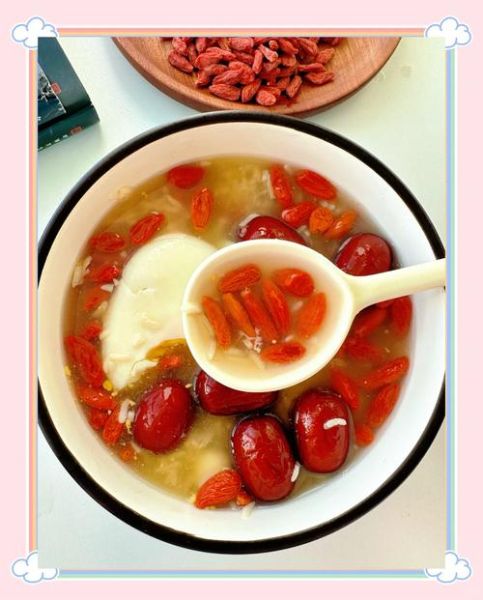 酒酿蛋丰胸靠谱吗_酒酿蛋丰胸多久见效-第3张图片-山城妙识