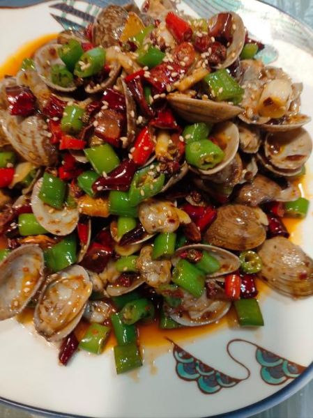 家常爆炒花甲肉怎么做_花甲肉去沙最快的方法-第2张图片-山城妙识 家常爆炒花甲肉怎么做_花甲肉去沙最快的方法-第2张图片-山城妙识