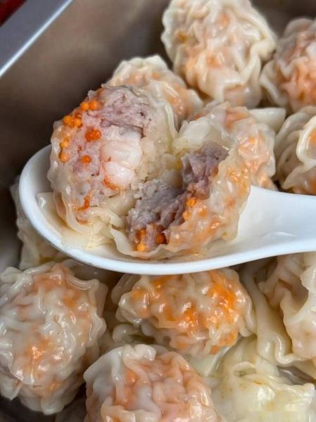 虾仁馄饨馅怎么调才弹牙_虾仁馄饨馅的Q弹秘诀-第2张图片-山城妙识 虾仁馄饨馅怎么调才弹牙_虾仁馄饨馅的Q弹秘诀-第2张图片-山城妙识