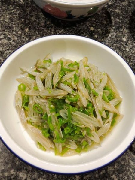 藕尖怎么炒好吃_藕尖的做法大全-第1张图片-山城妙识