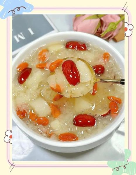 银耳莲子羹的做法_银耳莲子羹怎么煮才粘稠-第3张图片-山城妙识