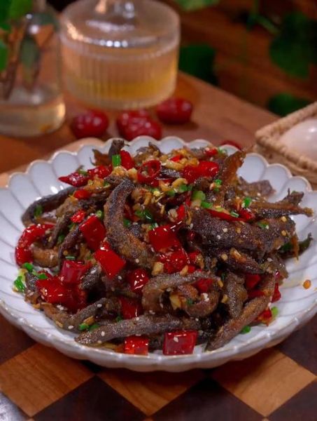 泥鳅怎么做好吃_红烧泥鳅的做法大全-第2张图片-山城妙识