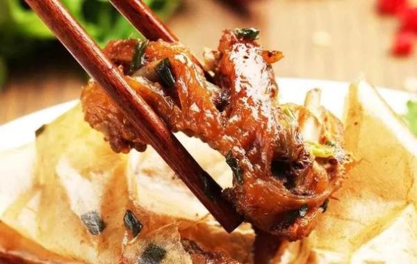 梧州纸包鸡最正宗是哪家_哪家纸包鸡最地道-第1张图片-山城妙识 梧州纸包鸡最正宗是哪家_哪家纸包鸡最地道-第1张图片-山城妙识