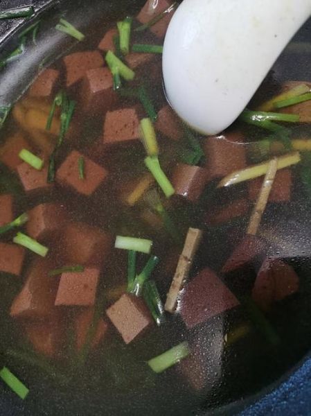 猪血汤怎么做_家常猪血汤的做法大全-第3张图片-山城妙识