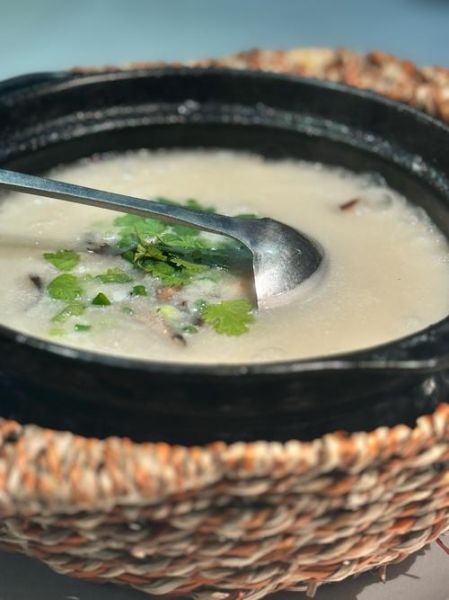 海鲜虾粥怎么煮_鲜虾粥放什么料最鲜-第3张图片-山城妙识