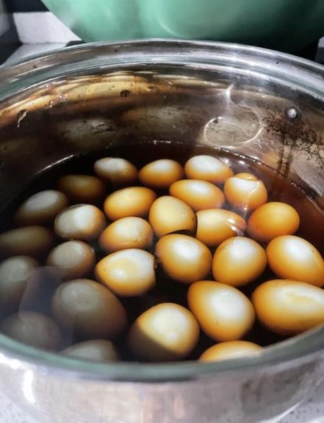 带皮乡巴佬鸡蛋怎么做_乡巴佬鸡蛋带皮做法-第2张图片-山城妙识