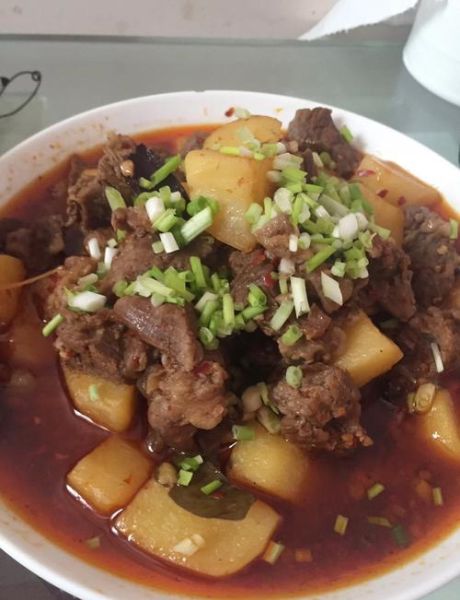 牛肉炖土豆怎么炖_牛肉炖土豆最正宗的做法-第3张图片-山城妙识 牛肉炖土豆怎么炖_牛肉炖土豆最正宗的做法-第3张图片-山城妙识