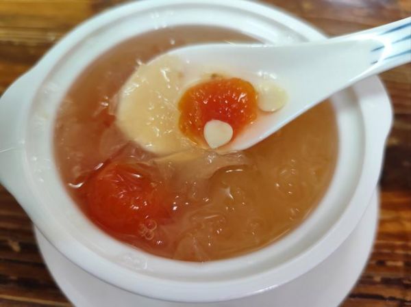 木瓜炖银耳怎么做_木瓜炖银耳的功效与禁忌-第2张图片-山城妙识