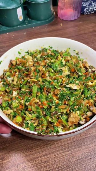 小白菜素馅饺子怎么拌馅_小白菜素馅饺子馅怎么调好吃-第1张图片-山城妙识
