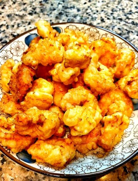 炸虾仁怎么酥脆_炸虾仁不软的小窍门-第1张图片-山城妙识