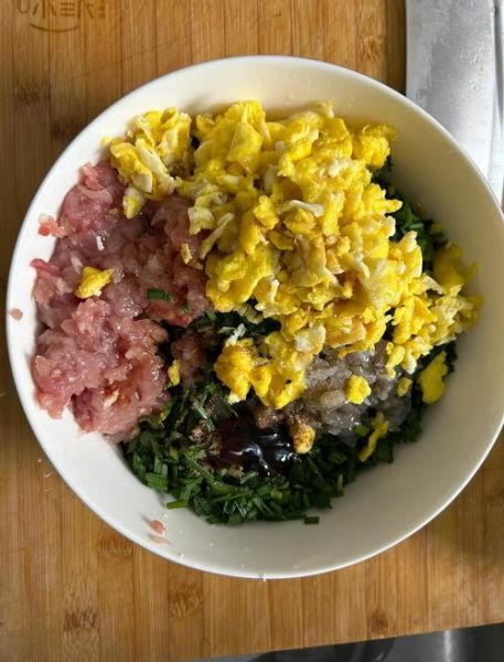 三鲜水饺怎么做_三鲜水饺馅怎么调才鲜-第1张图片-山城妙识