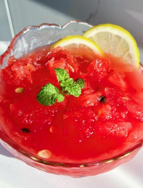 西瓜刨冰怎么做_西瓜刨冰热量高吗-第3张图片-山城妙识 西瓜刨冰怎么做_西瓜刨冰热量高吗-第3张图片-山城妙识