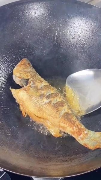 家常煎鱼怎么不粘锅_家常煎鱼的做法简单做法-第3张图片-山城妙识 家常煎鱼怎么不粘锅_家常煎鱼的做法简单做法-第3张图片-山城妙识