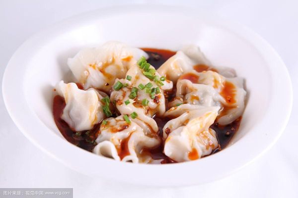 龙抄手和钟水饺的区别_哪个更好吃-第3张图片-山城妙识