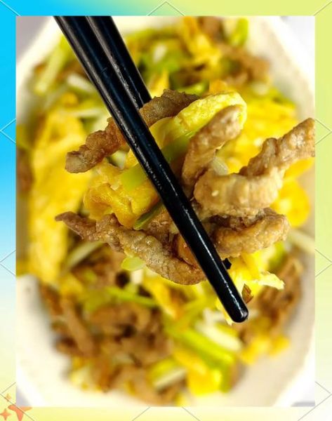 蒜黄炒肉怎么做_蒜黄炒肉用哪个部位肉-第3张图片-山城妙识