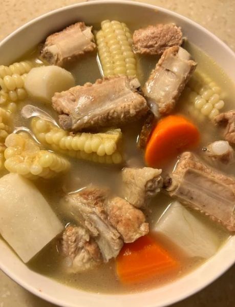 山药玉米炖排骨怎么做_山药玉米炖排骨的家常做法-第1张图片-山城妙识