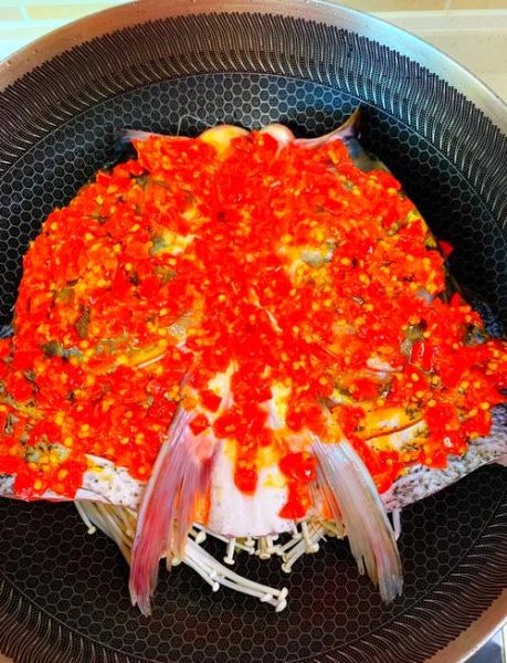 湖南特色菜怎么做_剁椒鱼头正宗做法-第3张图片-山城妙识 湖南特色菜怎么做_剁椒鱼头正宗做法-第3张图片-山城妙识