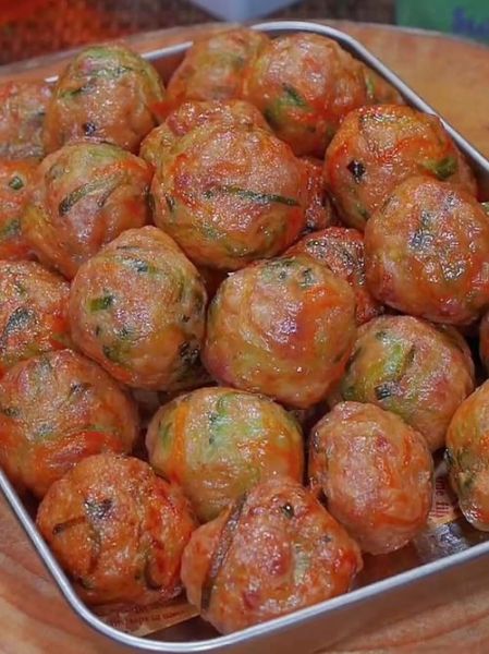 萝卜炸丸子家常做法_怎么炸才酥脆不回软-第2张图片-山城妙识