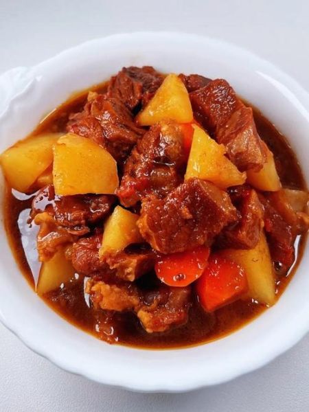 土豆炖牛腩的营养价值_孕妇能吃吗-第1张图片-山城妙识