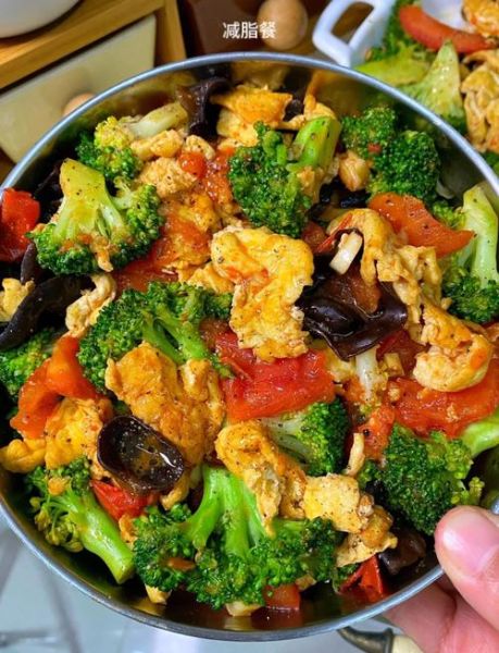 西兰花怎么炒好吃又简单_炒西兰花不黄不硬的技巧-第3张图片-山城妙识 西兰花怎么炒好吃又简单_炒西兰花不黄不硬的技巧-第3张图片-山城妙识