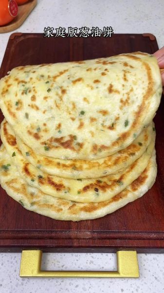 家庭葱油饼怎么做_葱油饼怎么做才酥脆-第1张图片-山城妙识