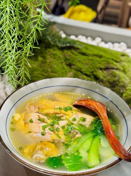 麻油鸡汤面怎么做_麻油鸡汤面热量高吗-第2张图片-山城妙识 麻油鸡汤面怎么做_麻油鸡汤面热量高吗-第2张图片-山城妙识