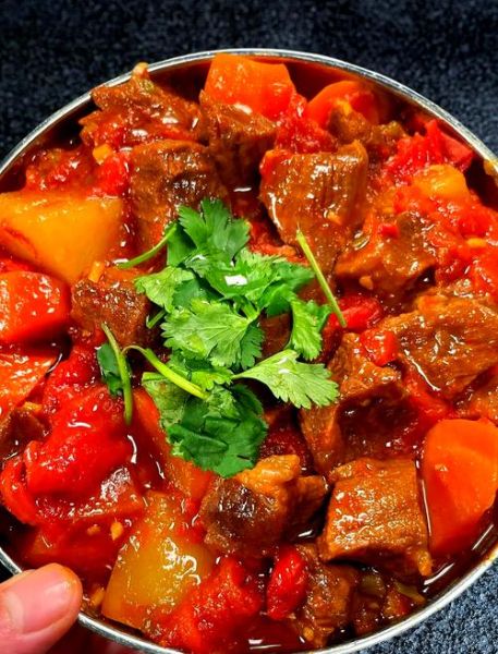番茄牛腩土豆怎么做_牛腩炖多久才软烂-第2张图片-山城妙识