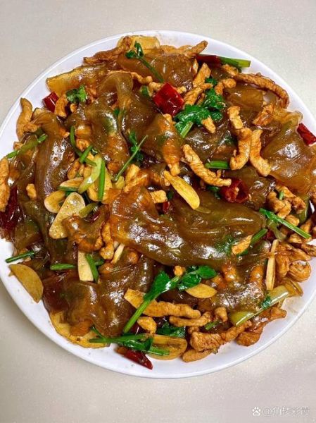 拉皮肉丝拉皮要烫一下吗_拉皮肉丝做法-第3张图片-山城妙识