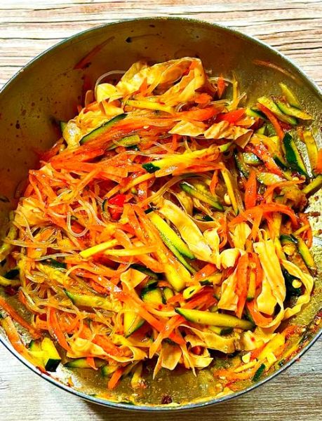 腊八蒜拌三丝怎么做_腊八蒜拌三丝用哪些食材-第1张图片-山城妙识 腊八蒜拌三丝怎么做_腊八蒜拌三丝用哪些食材-第1张图片-山城妙识