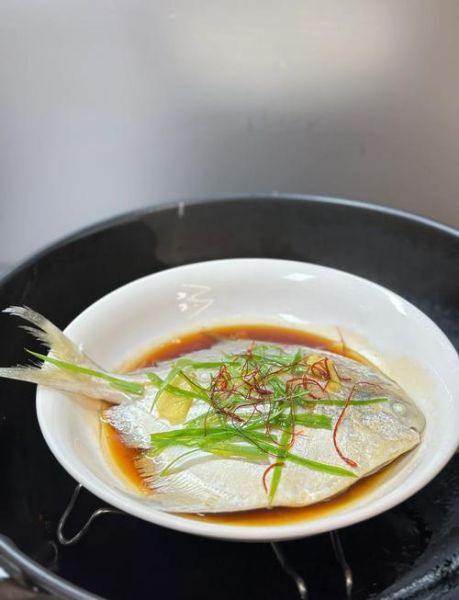 冰鲜小白鲳鱼怎么做好吃_小白鲳鱼清蒸还是香煎-第1张图片-山城妙识