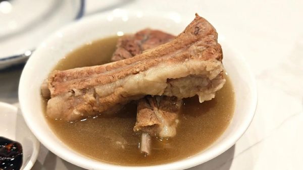 肉骨茶的功效与作用_肉骨茶能天天喝吗-第1张图片-山城妙识