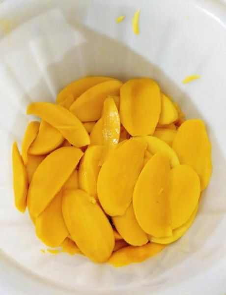 家庭自制芒果干怎么做_芒果干保存多久-第1张图片-山城妙识 家庭自制芒果干怎么做_芒果干保存多久-第1张图片-山城妙识