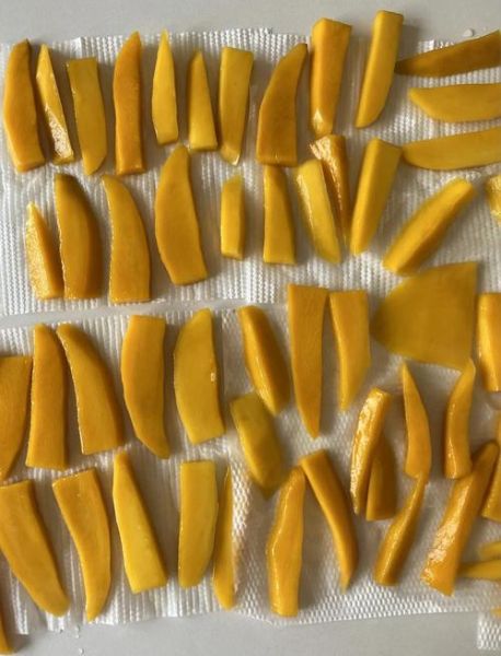 家庭自制芒果干怎么做_芒果干保存多久-第3张图片-山城妙识 家庭自制芒果干怎么做_芒果干保存多久-第3张图片-山城妙识