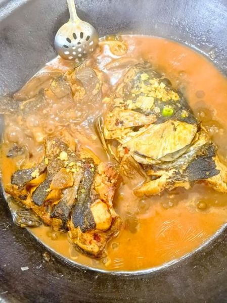 农家大锅炖鱼怎么做_正宗土灶做法-第1张图片-山城妙识