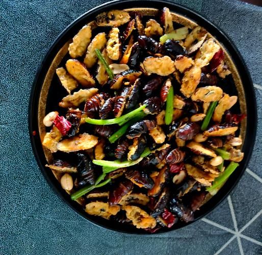 干煸茧蛹怎么做_茧蛹怎么处理不腥-第1张图片-山城妙识