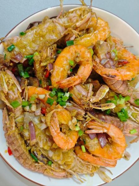 脆皮虾怎么做_家常脆皮虾做法-第3张图片-山城妙识 脆皮虾怎么做_家常脆皮虾做法-第3张图片-山城妙识